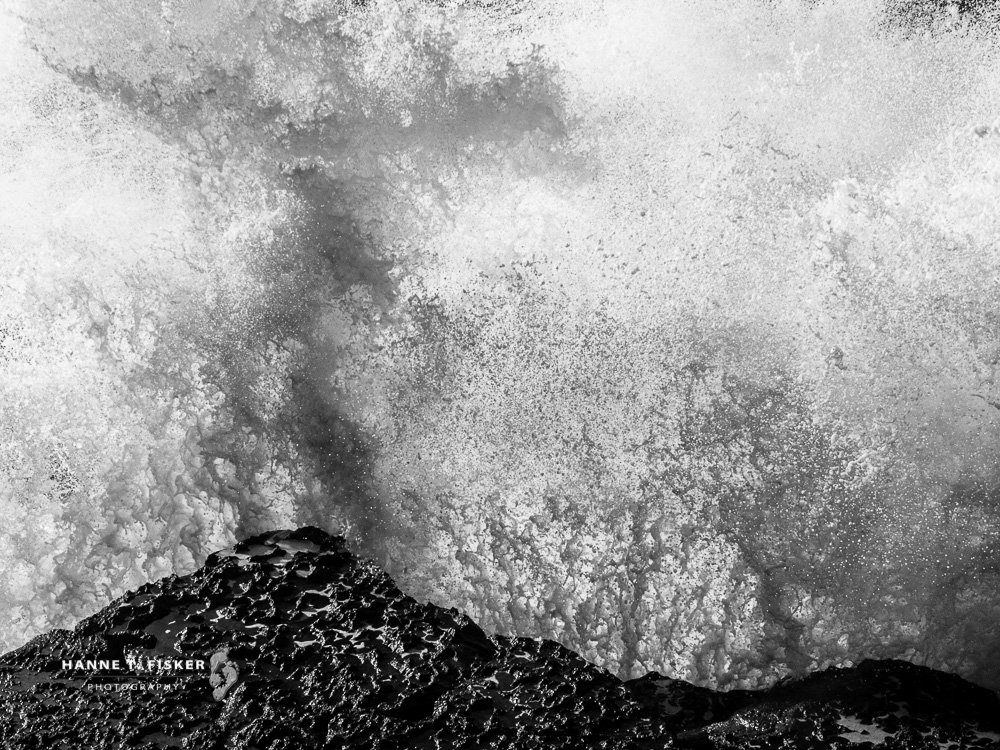 Ocean Strength (IV) – Hanne T. Fisker Photography Art