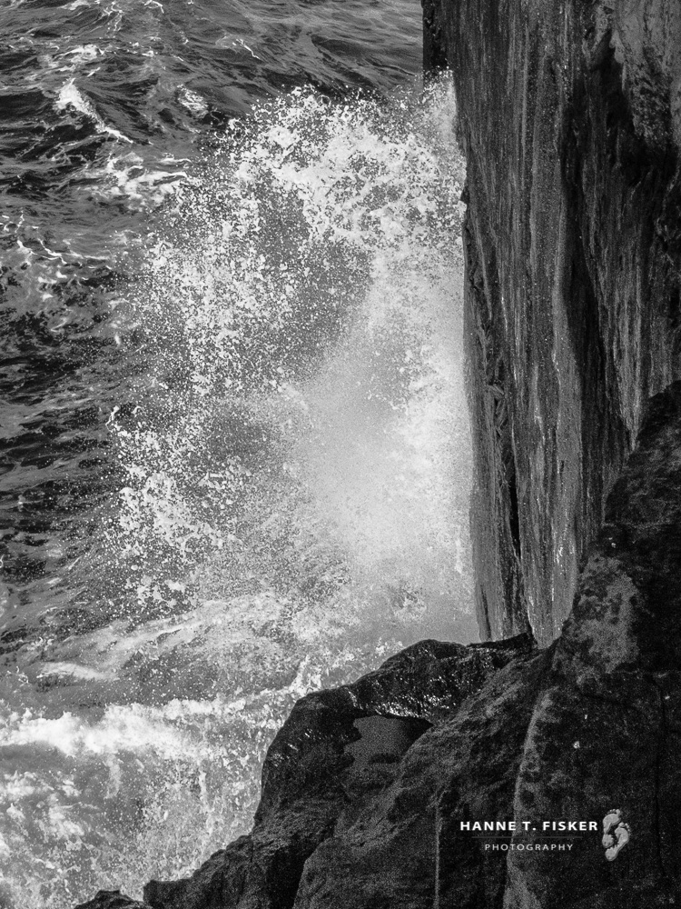 Ocean Strength (X) – Hanne T. Fisker Photography Art